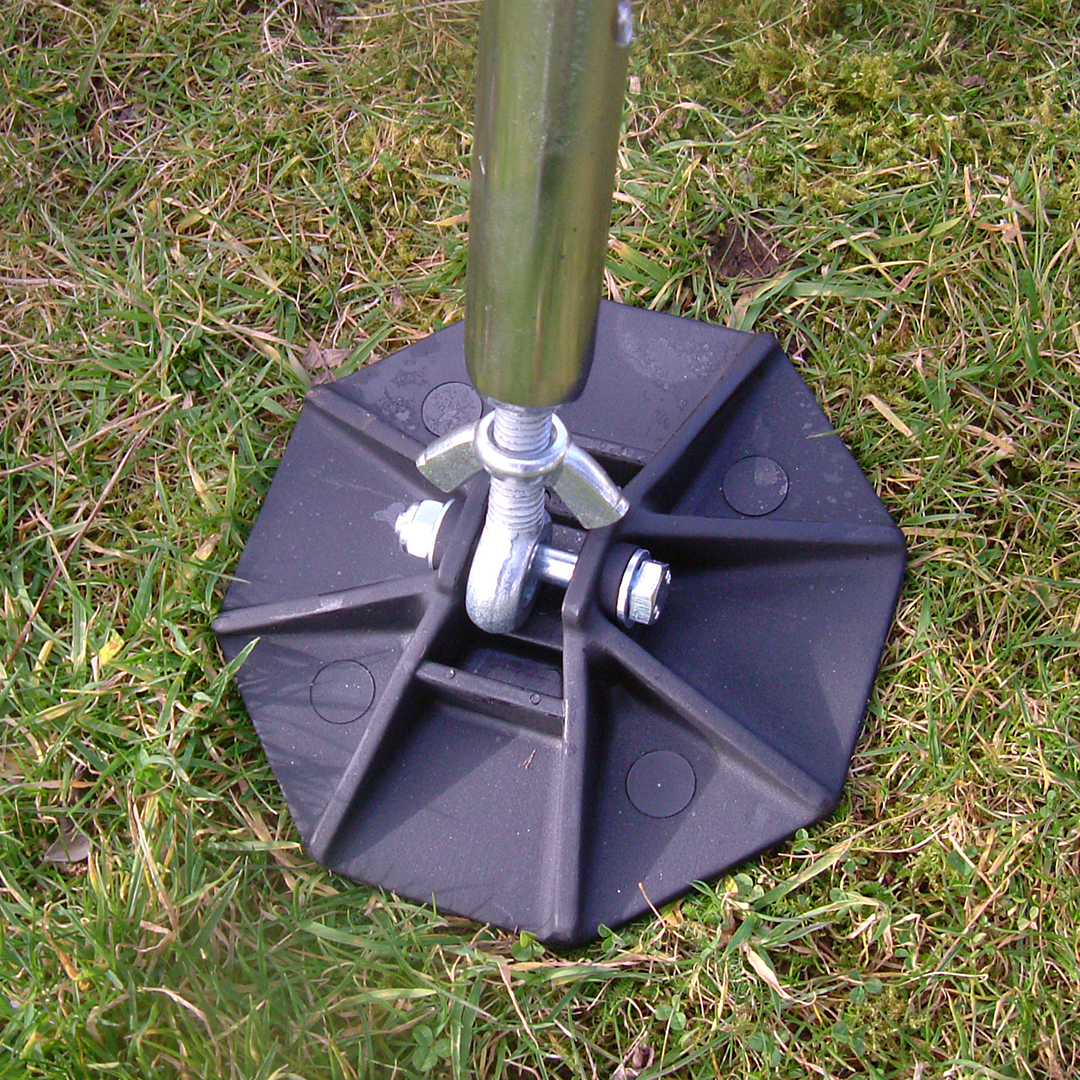 Hi-Step Foot Groove – Henchman Ladders Australia